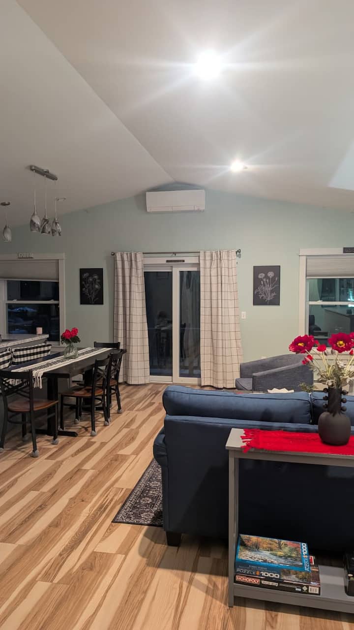 Riverview 2 Bedroom Apartment - Maine