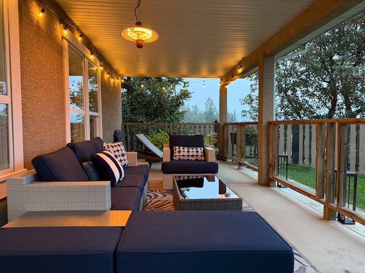 Windcrest | Private 2br Suite Peaceful Patio - Langford