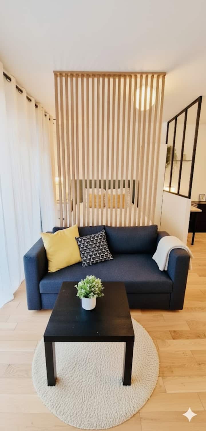 Superbe Studio Neuf Avec Grande Terrasse - Parijs