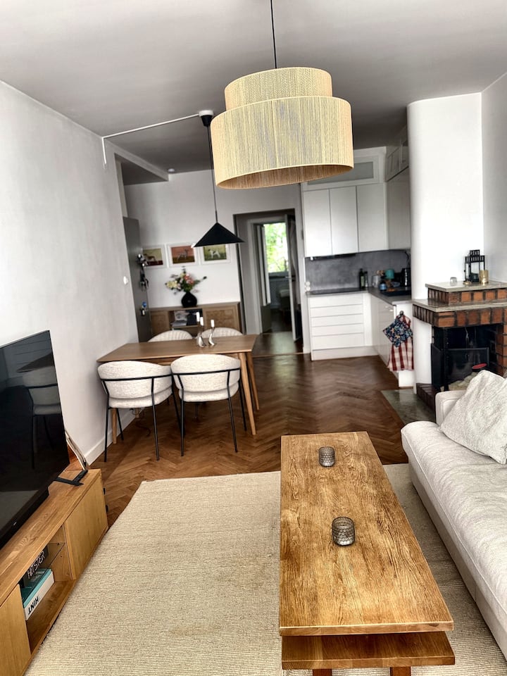 Cozy Functionalist Apartment In ÖStermalm - Stockholm