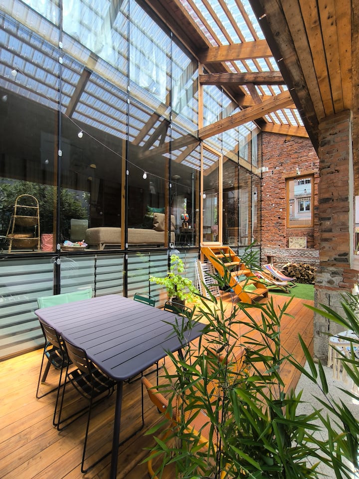 Grande Maison Ville Jardin 
Busca - Pied Métro - Toulouse