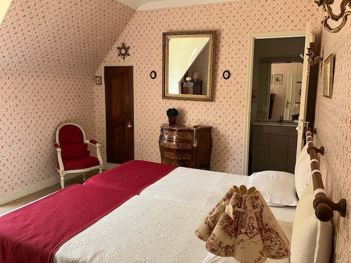 Chambre La Suite Rose Et Vieil Or - Cancale