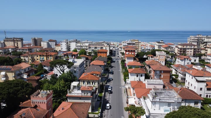 Villa Lory A 150m Dal Mare (Veranda + Posto Auto) - Marina di Pietrasanta