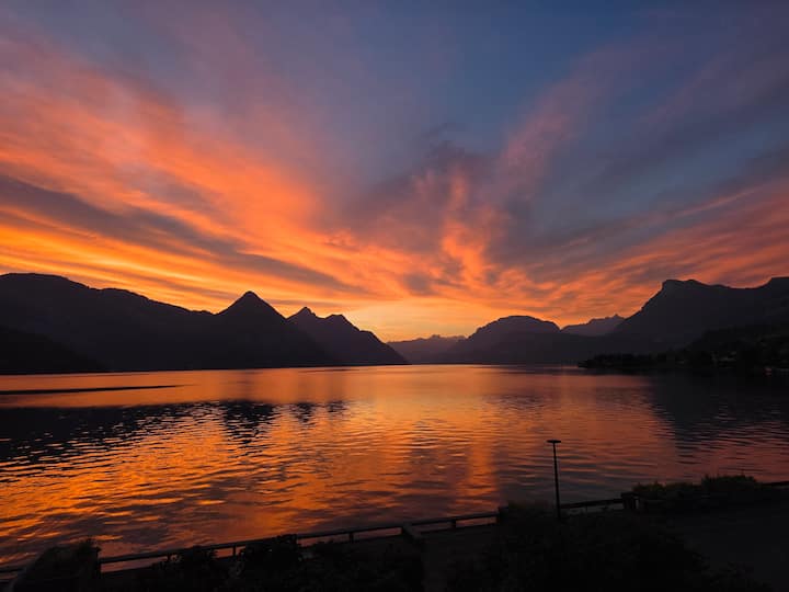 Exquisite Apartment Directly On Lake Lucerne - Ennetbürgen