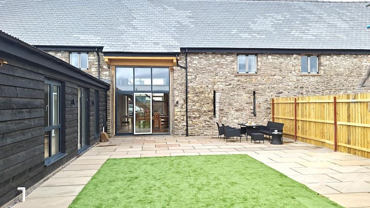 4 Bed In Llanellen (Oc-s44950) - Abergavenny