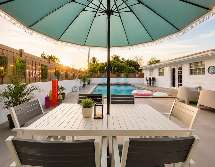 Near Beach - Huge Pool Home-amazing Neighborhood - Miami Shores, FL