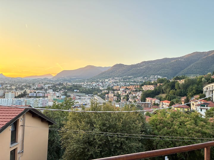 Casa Vacanza Con Vista Vicino La Dogana Di Chiasso - Cernobbio