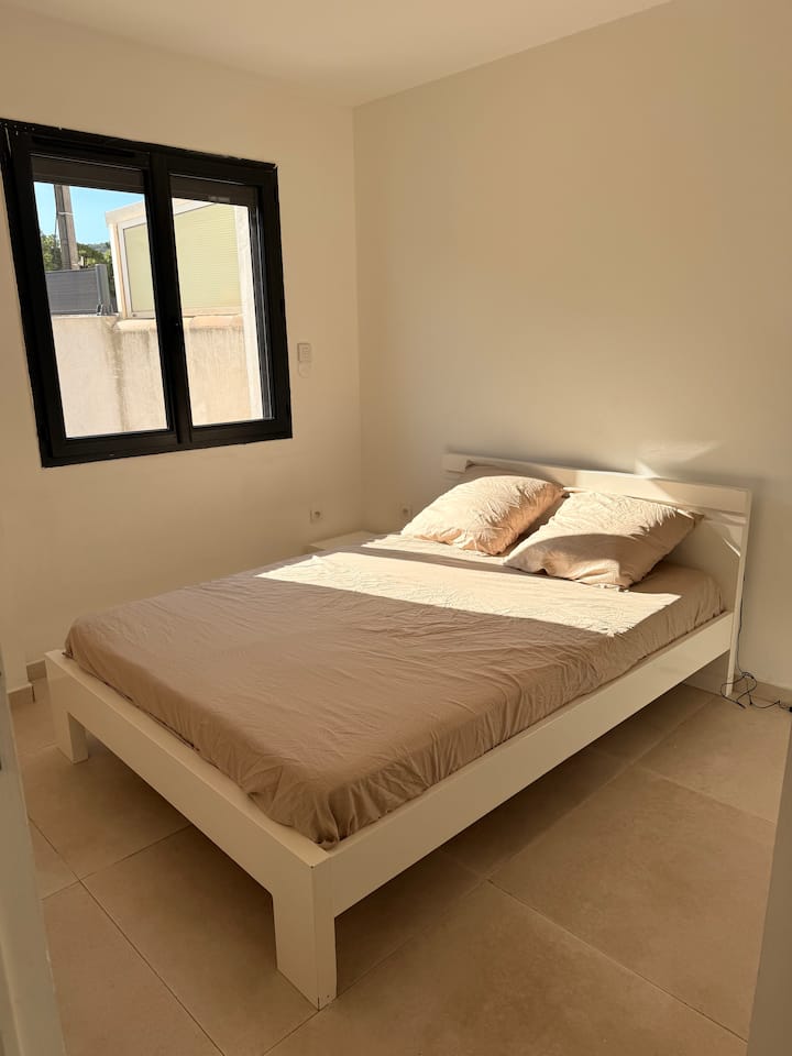 Charmant Appartement Avec Grande Terrasse - Vic-la-Gardiole