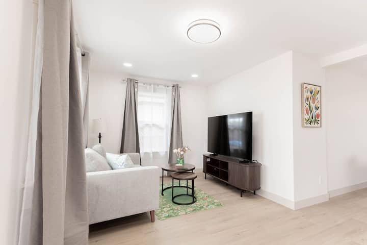 Brown Door Duplex In University Heights - San Diego, CA