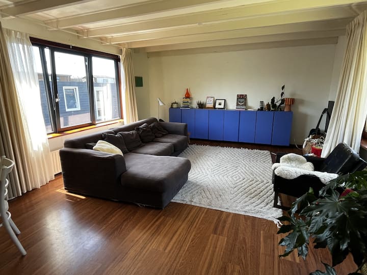 Gezellige Woonboot In Amsterdam Noord - 贊丹