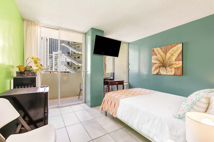 Castle @ Waikiki Grand #Wgh403 - Honolulu, HI