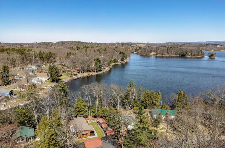 Rowan Cottage At Kinderhook Lake - Nassau, NY