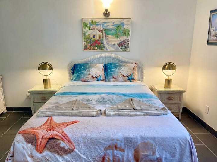 Pet Friendly Apt 1 Mile From Beach & Boardwalk - Ocean City, MD
