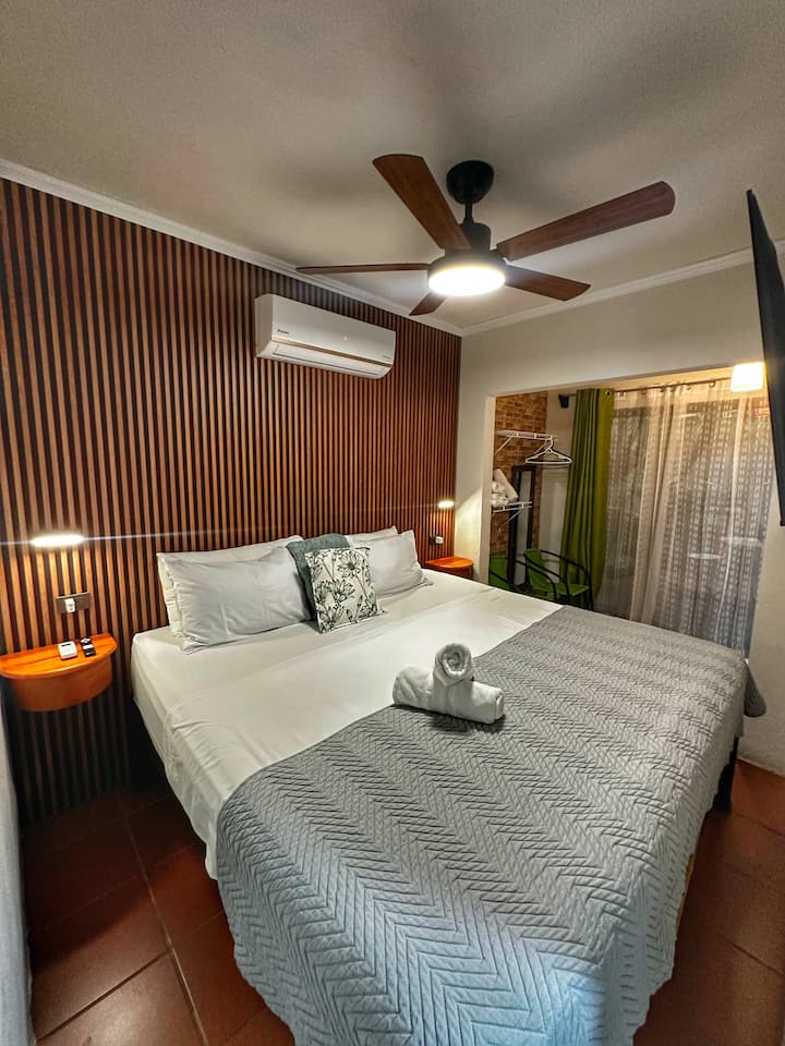 #3 Spotless Fully Furnished Apartment With Jacuzzi - La Fortuna