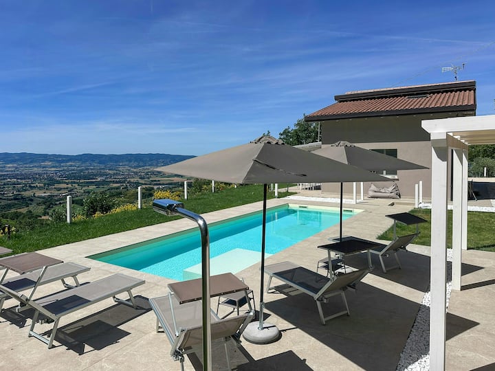 Villa Avec Piscine Et Vue Près D'assise - ウンブリア