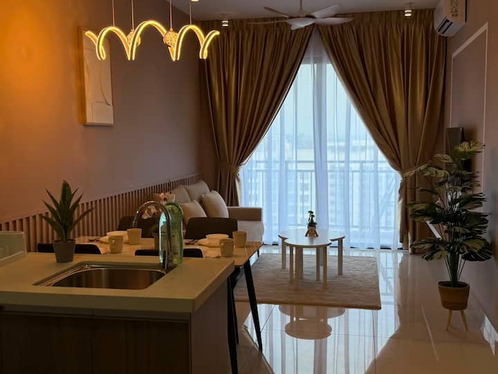 Onehome | Central Park Golden Suite 1+1r - Johor Bahru