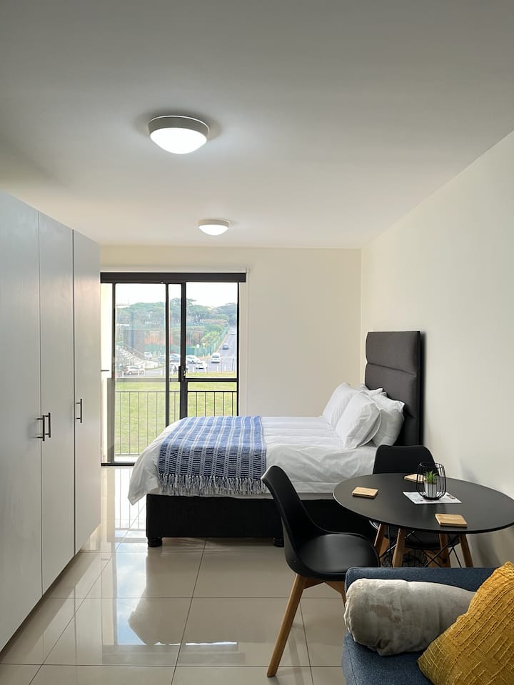 Sunset Studio - Umhlanga
