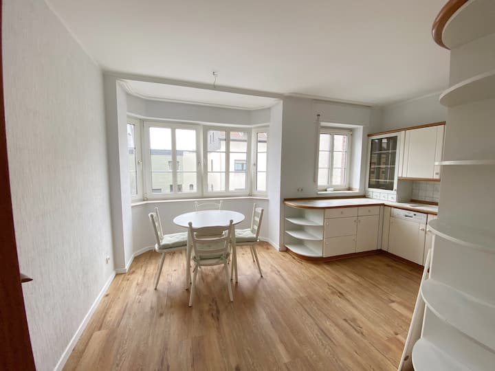 Helle 2-zimmer Wohnung Mit Balkon Zentral In Moers - Kamp-Lintfort