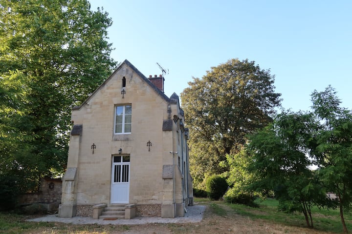Charmante Maison à Labbaye Du Val - L'Isle-Adam
