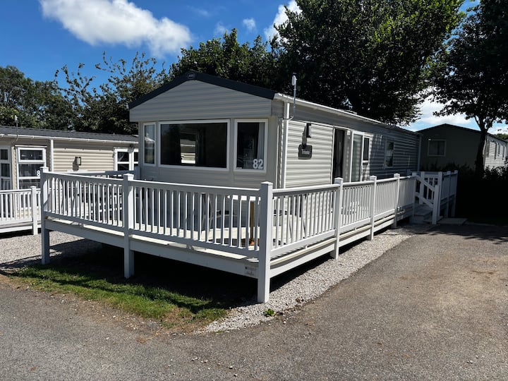 #82 Best Family Caravans At Trevella Holiday Park - Holywell