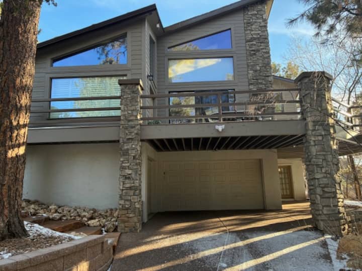 Timberloft Luxury Lodge - 5 Bedrooms / 4 Bath - Flagstaff, AZ
