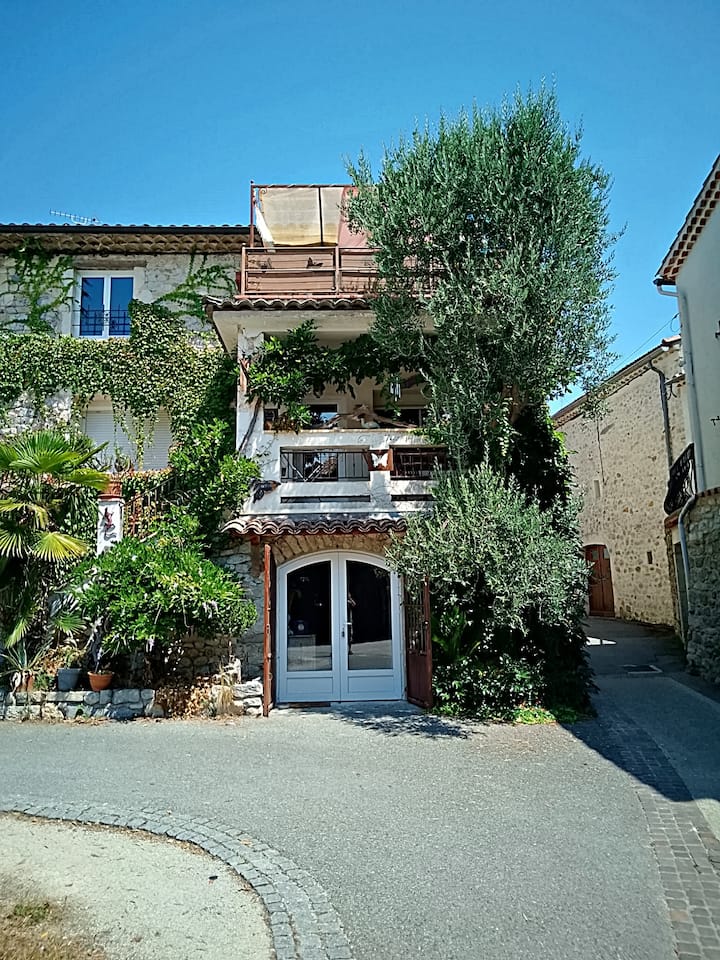 Studio Indépendant Pour 2 Pers - Vallon-Pont-d'Arc
