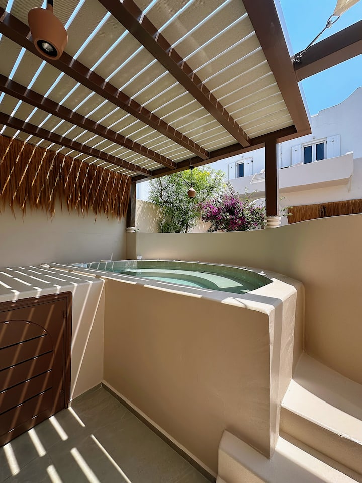 ΑThina Luxury Suite, Naousa Town Center - 파로스
