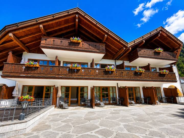 Hotel Schatten | Dz 17 Mit Terrasse Und Bergblick - Garmisch-Partenkirchen