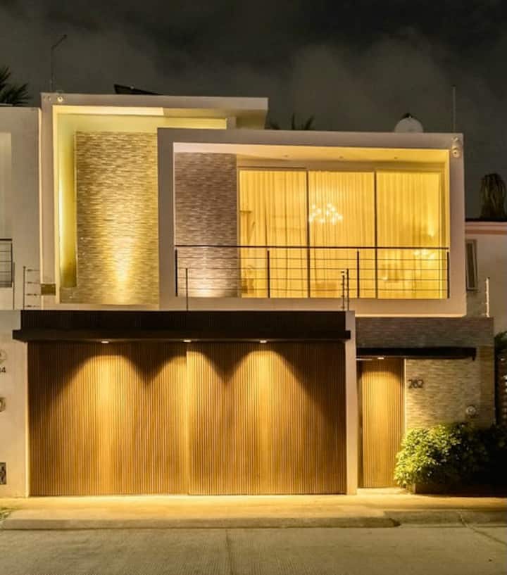 Luxurious And Confortable House Excellent Location - Puerto Vallarta