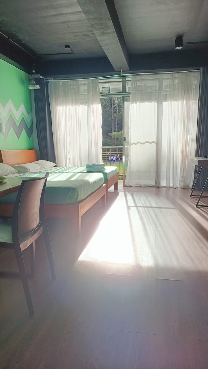 Ozark Garden Deluxe Suite. Breakfast Included. - Baguio