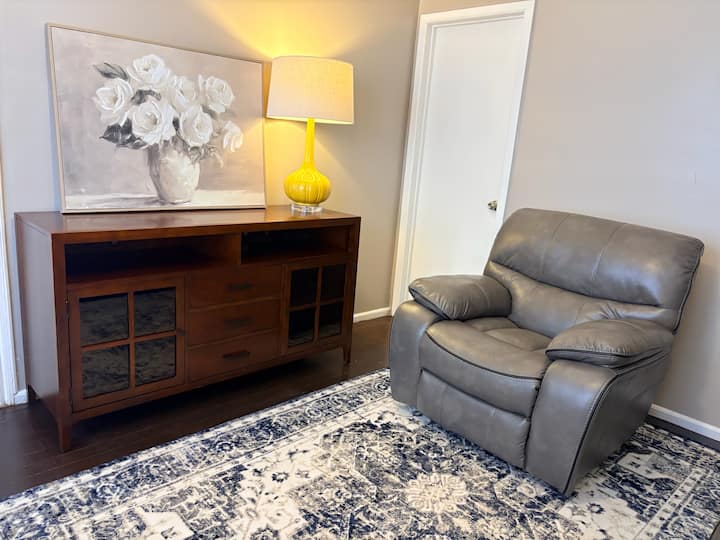 Cozy Stay. Elizabeth Port And Newark Airport - Elizabeth, NJ