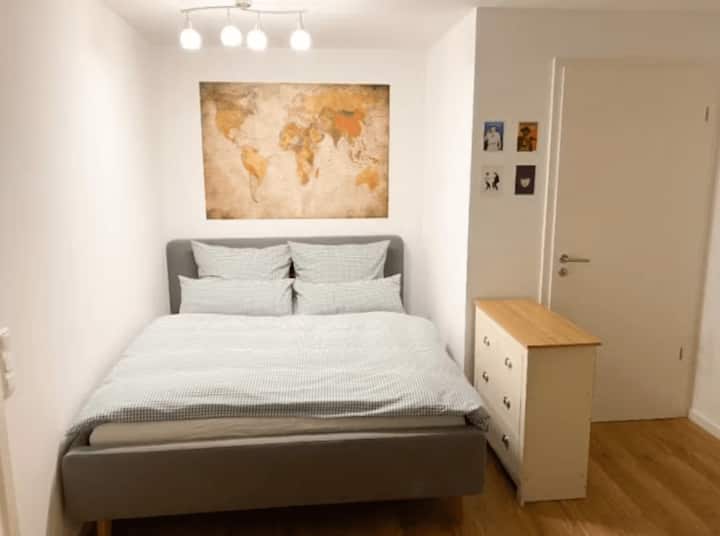 Cozy 3 Bedroom Apartment In Frankfurt Grüneburgweg - Frankfurt