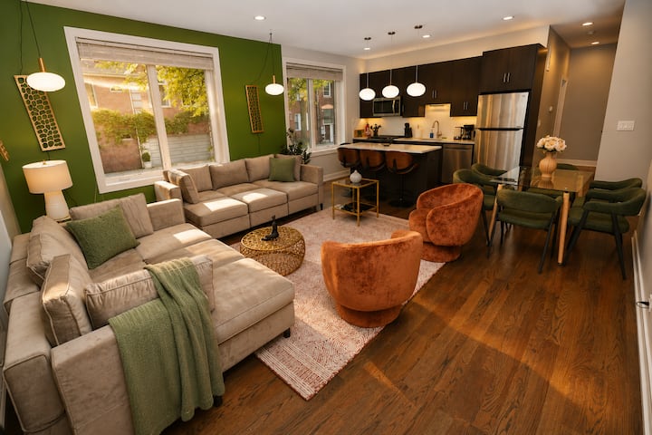 Stylish 5br West Loop Retreat W/optional Parking - 시카고