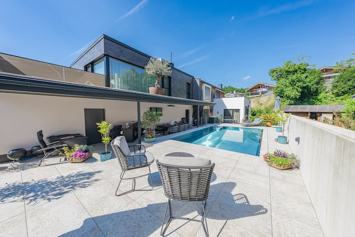 Luxus-studio Mit Pool & Sonnenbalkon - Kufstein