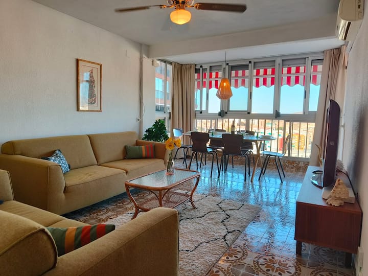 Private Mountain View Apartment - Alicante
