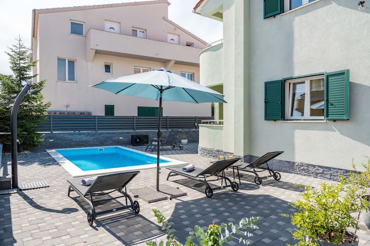 S Villa - By Happy Rentals - Vodice, Horvátország