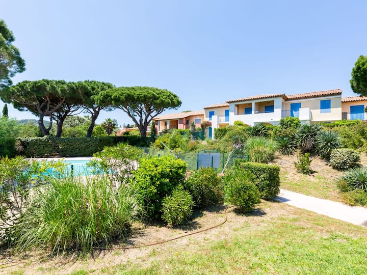 Les Grenadines By Interhome - Saint-Aygulf