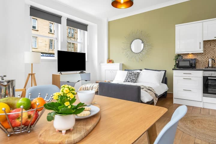 Edinburgh City Centre 2br Apartment - Leith