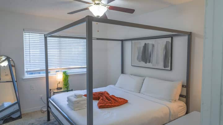 Walk To Ut*parking*west Campus*close To Downtown - North Loop - Austin