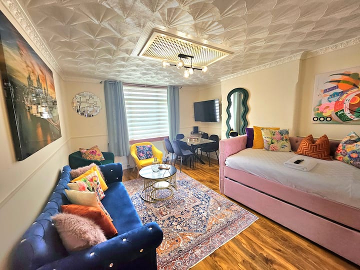 Prestonfield Gem-2 Bedroom Apt With Parking - Edimburgo