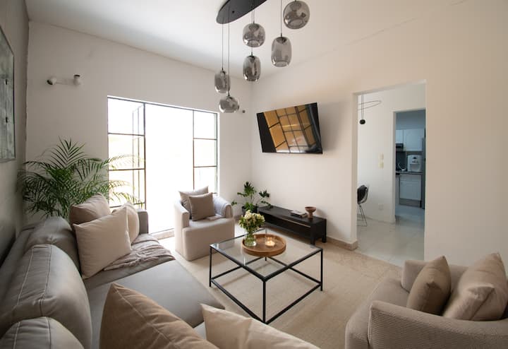 Casa Corazón | 5br Oasis In La Condesa - Mexico City