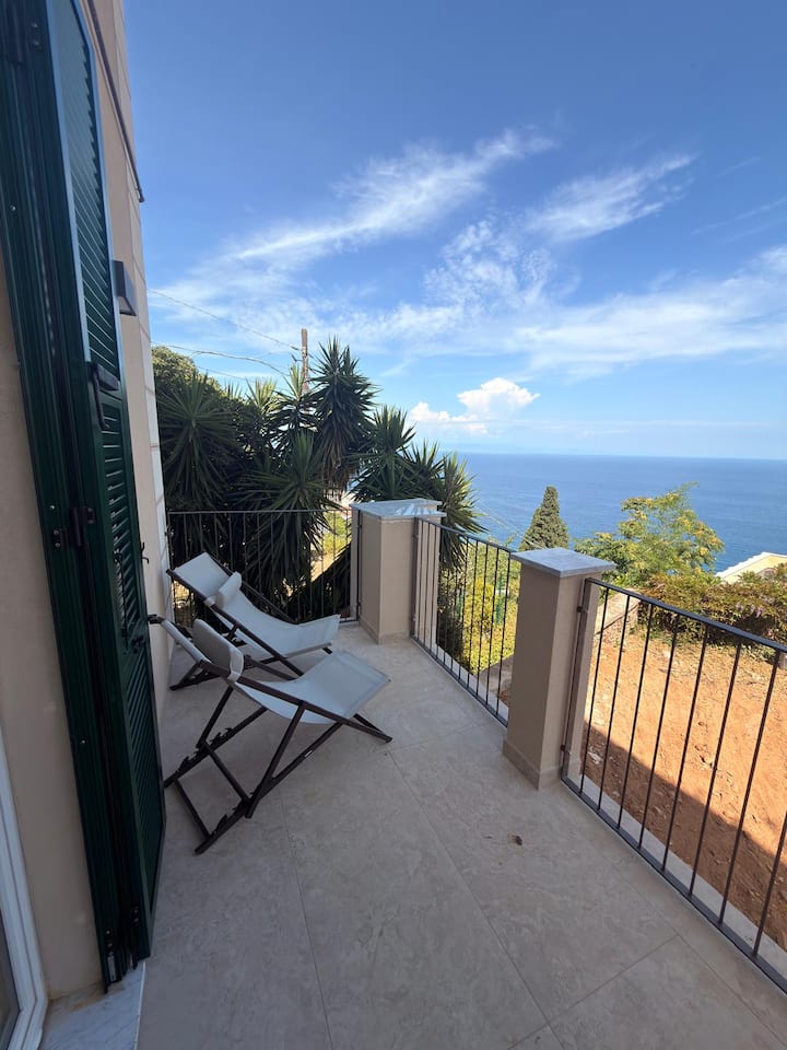 Villa Gavotti Bergeggi - Bilocale Con Terrazza - Spotorno