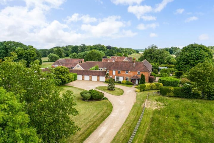 Stylish Country Retreat Near Harry Potter Studios - Hemel Hempstead