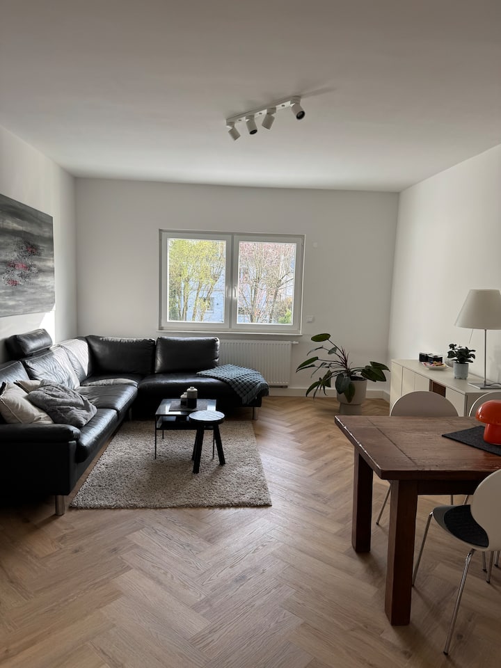 2-zimmer-wohnung In Köln-merheim - Cologne