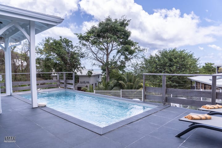 Perle Du Rocher - Villa Avec Dortoir, Diamant - Martinique