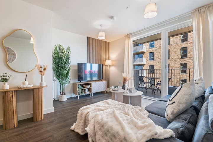 Cosy 1br Near Tube | Direct To Wembley | Sleeps 4 - Watford