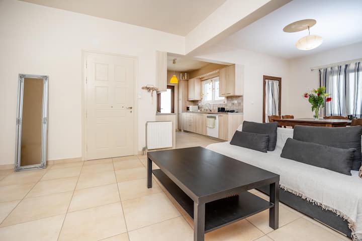 Maina Town House | 2 Bedrooms - 낙소스 섬