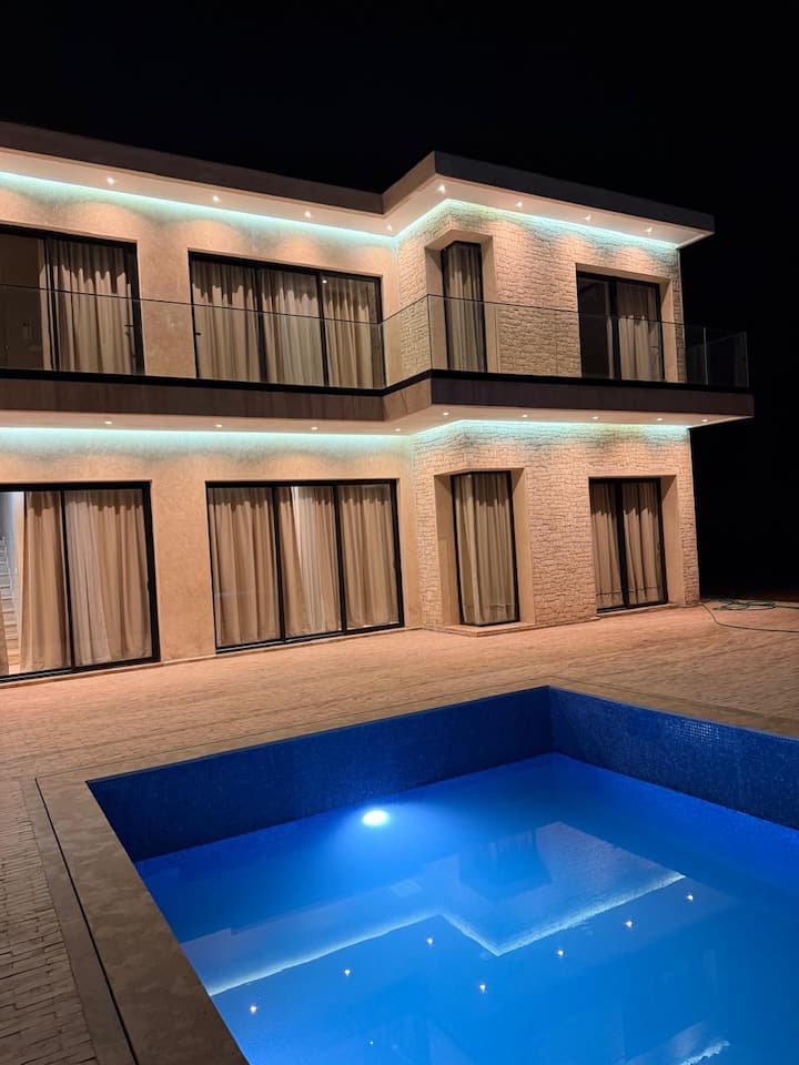 Villa De Luxe 4 Suites  Piscine Privée - Essaouira