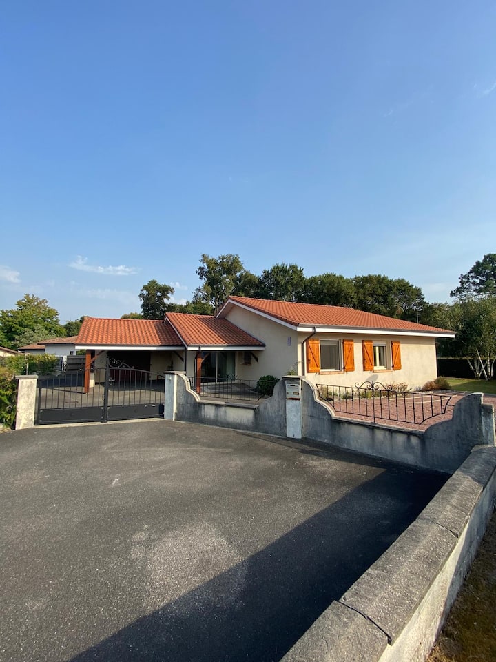 Charmante Maison à Linxe - Idéal Pour 6 Personnes - Linxe