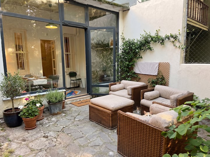 Your Secret Garden In The Cihangir Center 5br, 5ac - İstanbul